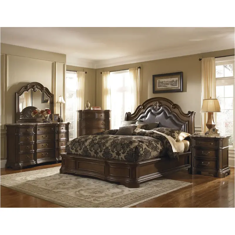 504185 Pulaski Furniture California King Upholstered Sleigh Bed