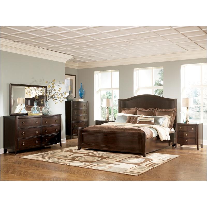 B747-58 Ashley Furniture Ashlyn Bedroom Furniture King Sleigh Bed