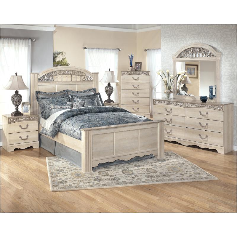 B196-67 Ashley Furniture Queen Poster Bed