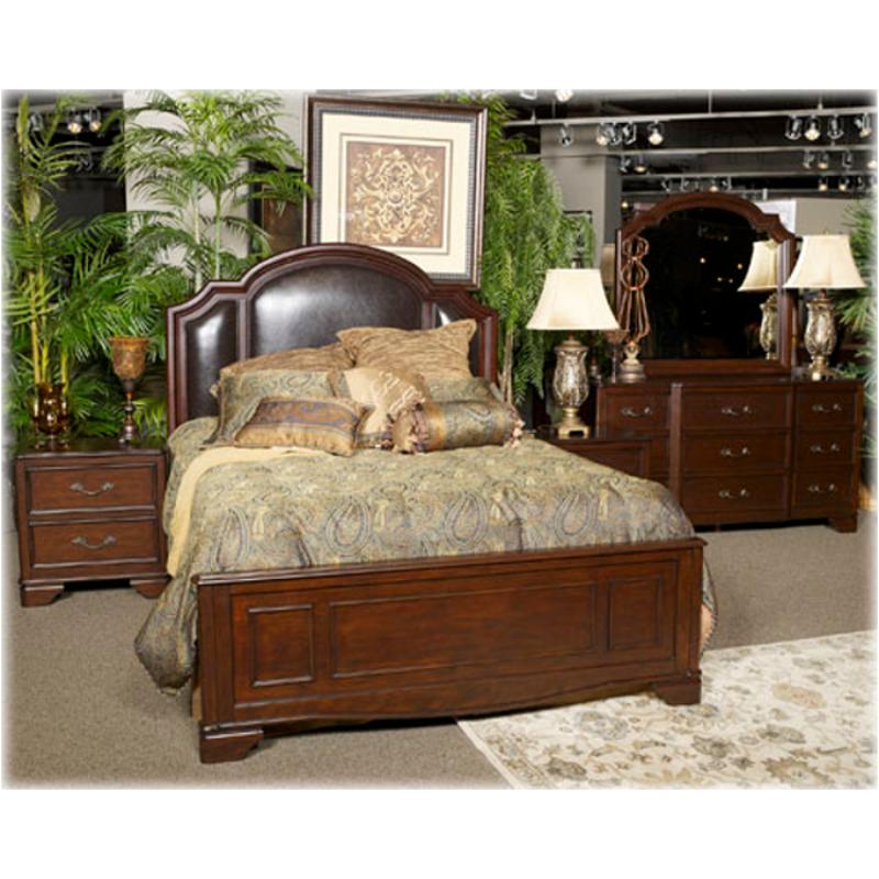 B578-57 Ashley Furniture Collingswood Queen Upholstered Panel Bed
