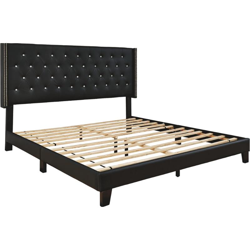 B089 082 Ashley Furniture Vintasso Bed