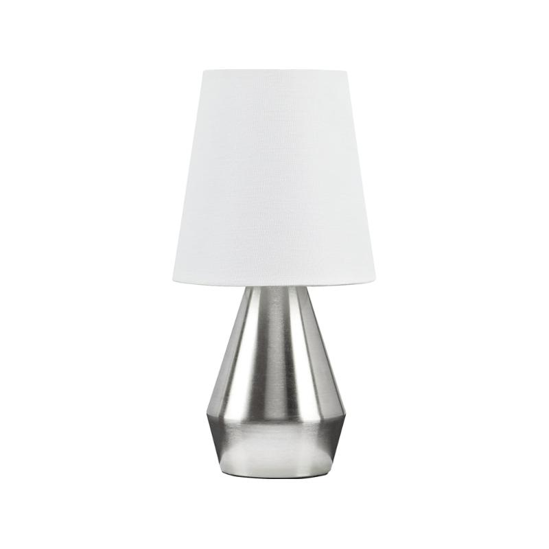L204394 Ashley Furniture Lanry Accent Furniture Metal Table Lamp