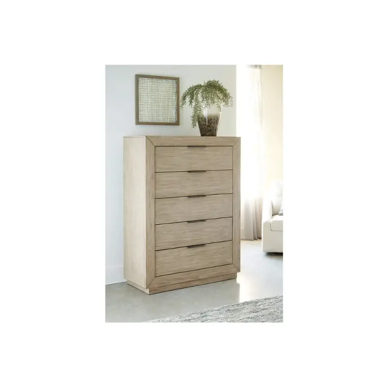 B756-46 Ashley Furniture Hennington Five Drawer Chest