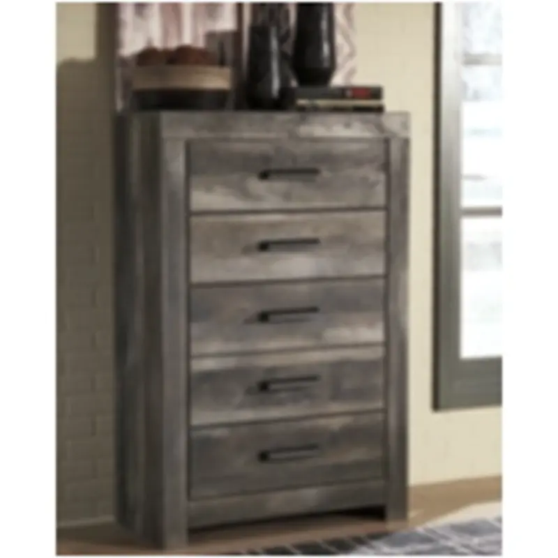 B440-46 Ashley Furniture Wynnlow Chest Of Drawers